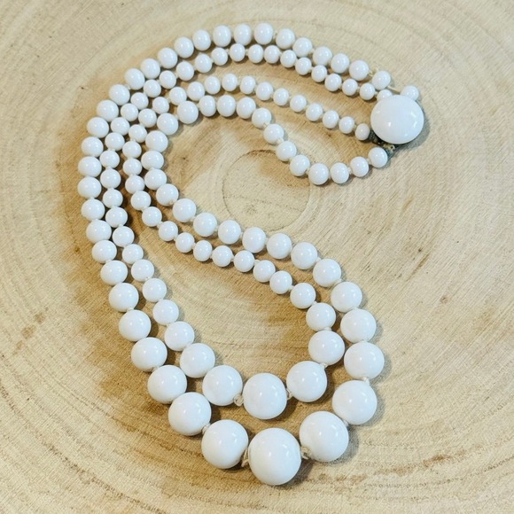 Jewelry | Vtg Milk Glass Necklace Multi Venetian Art Deco Flapper ...